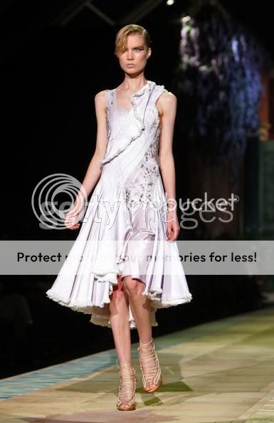 Elsa Sylvan | Page 94 | the Fashion Spot